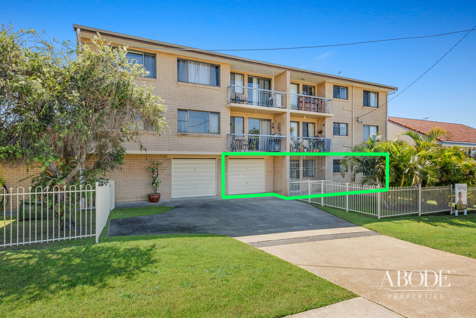 1/2 John Street, REDCLIFFE QLD 4020 - Abode Properties
